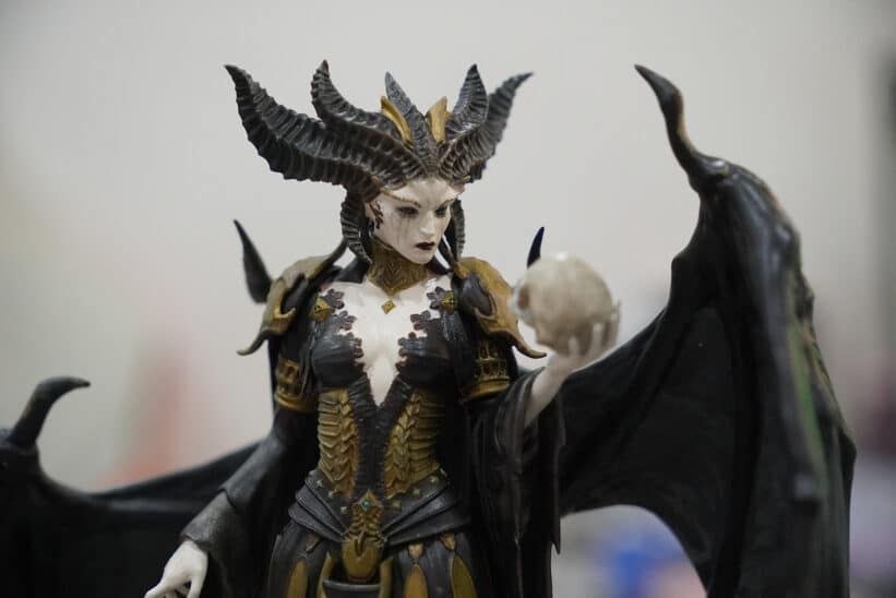 Lilith – Diablo IV (NomNom Figures) – The Outpost Level 1313